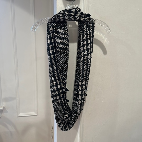J. Crew | Accessories | Jcrew Black And White Silk Scarf | Poshmark